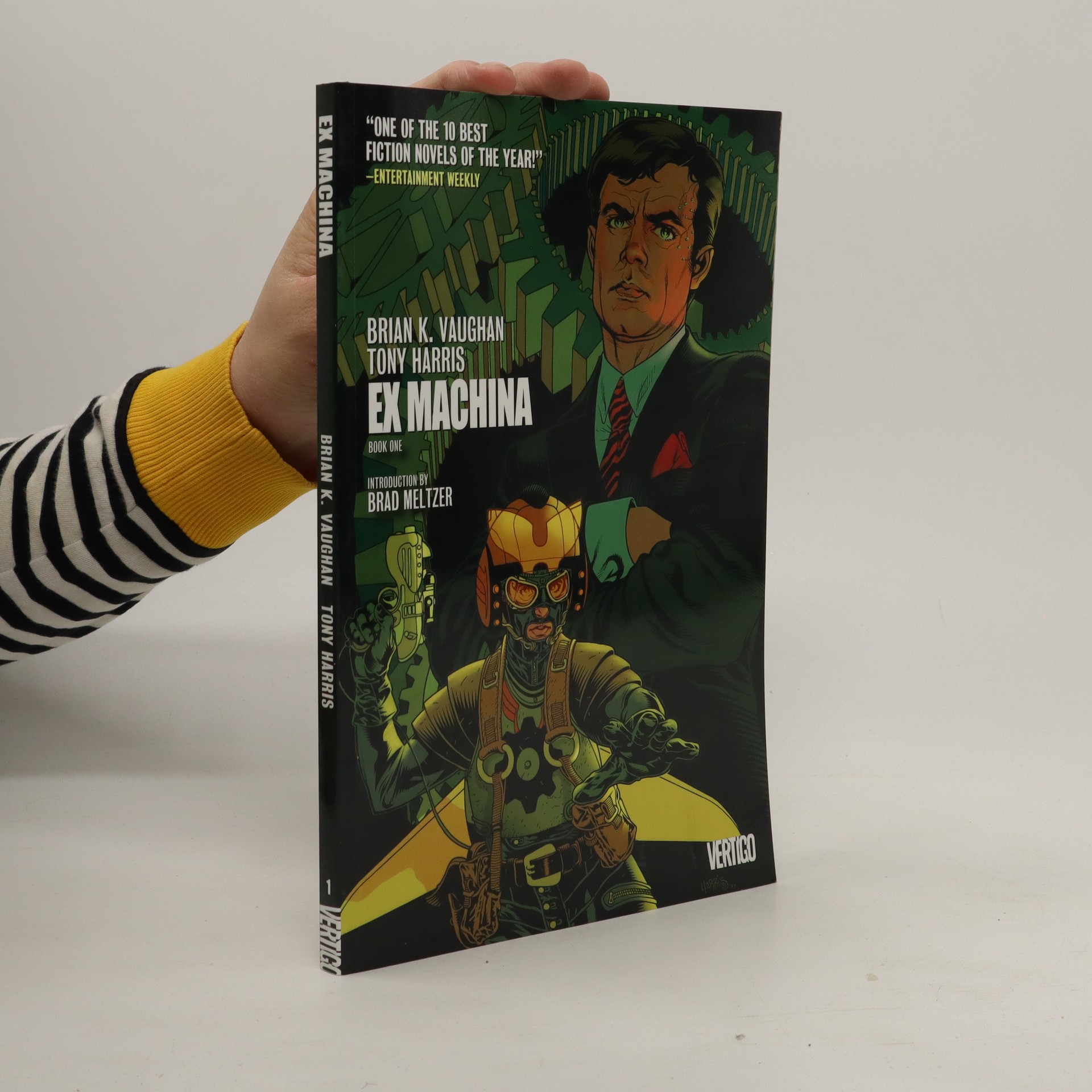 Ex Machina. Book One - Vaughan, Brian K. - knihobot.cz