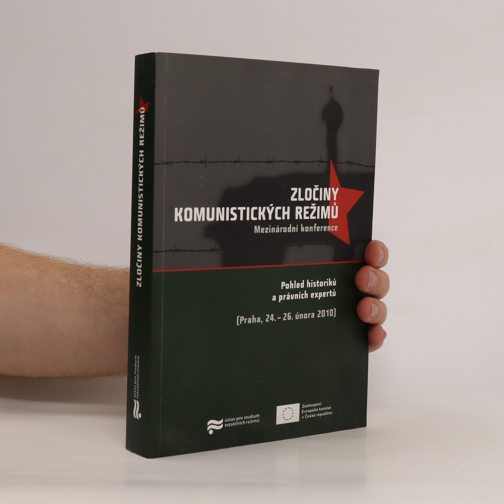 Zločiny komunistických režimů - kolektiv - knihobot.cz