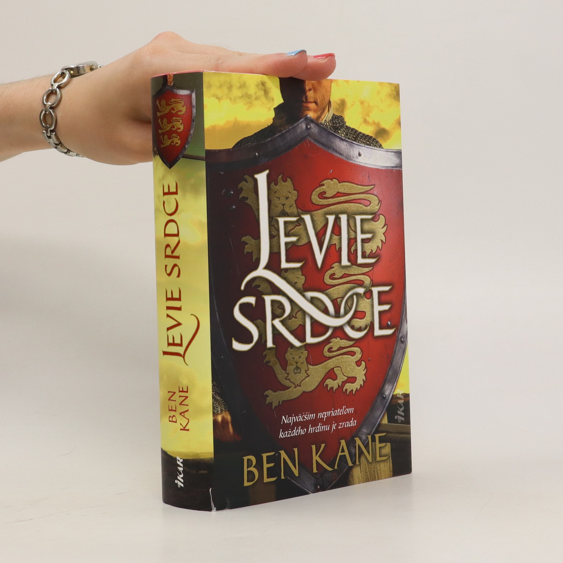 Levie srdce - Ben Kane - knihobot.sk