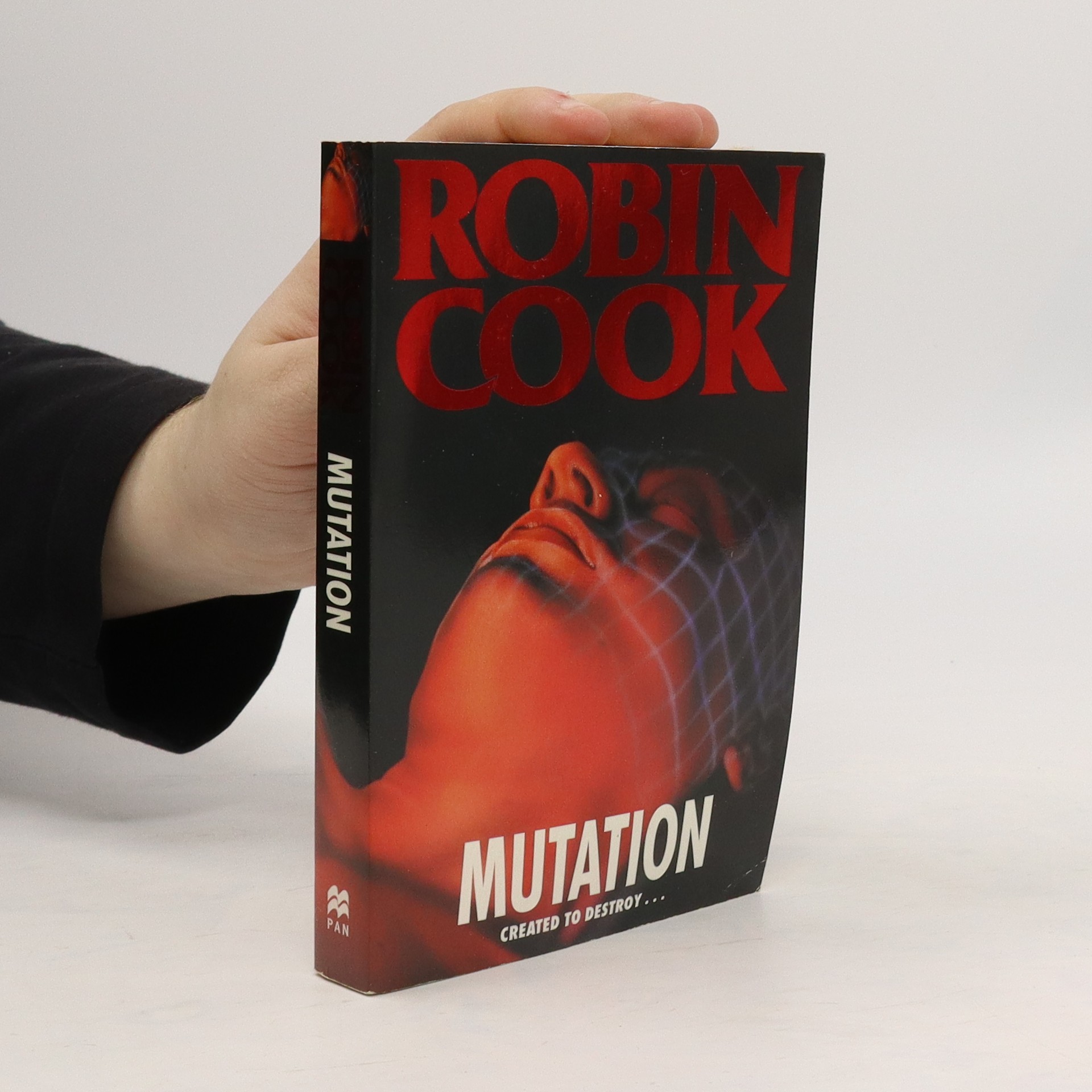 Mutation. Created to Destroy... - Robin Cook - knihobot.cz