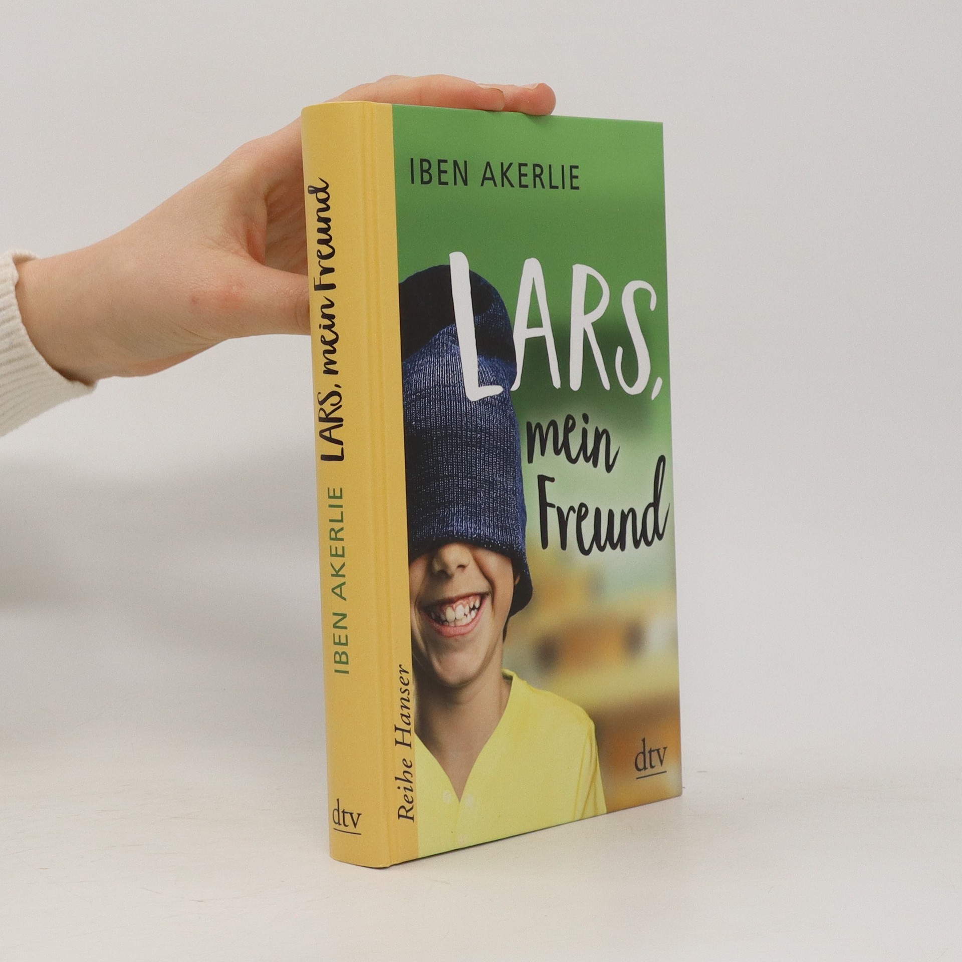 Lars, mein Freund - Iben Akerlie - knihobot.cz