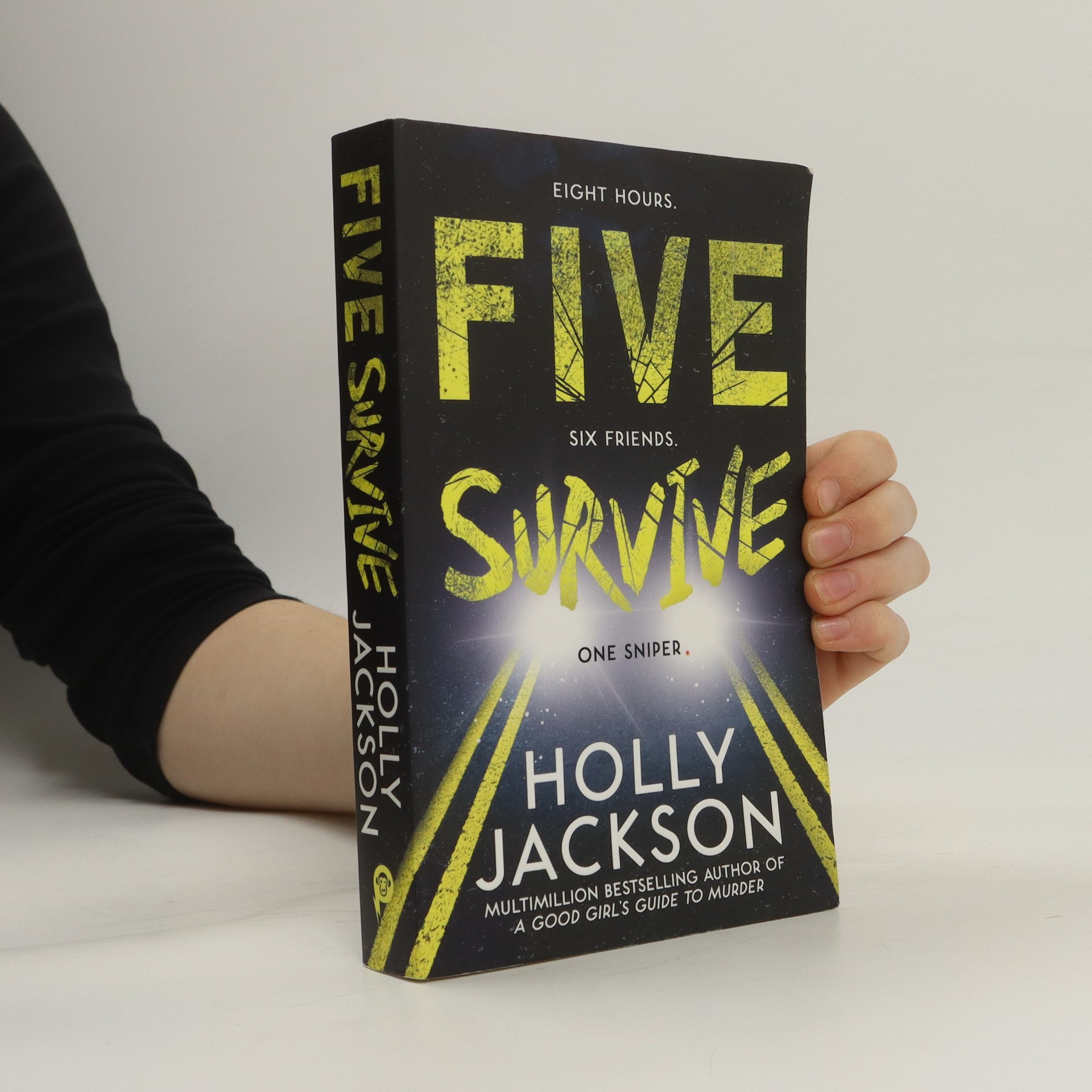 Five survive - Holly Jackson - knihobot.sk